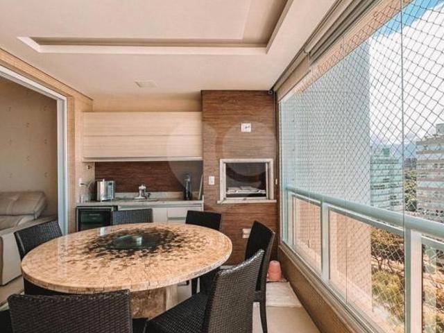Apartamento com 4 quartos à venda em Riviera SP