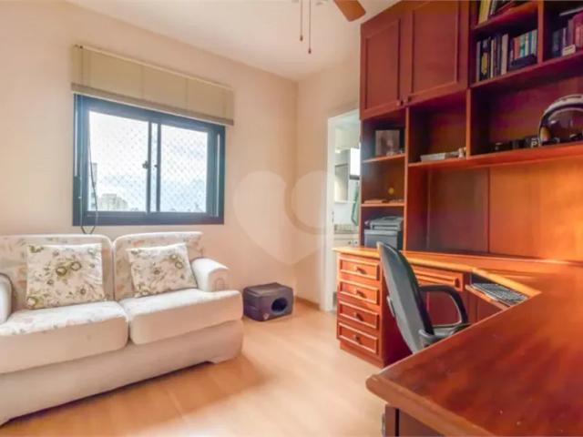 Apartamento com 4 quartos à venda em Vila Clementino SP