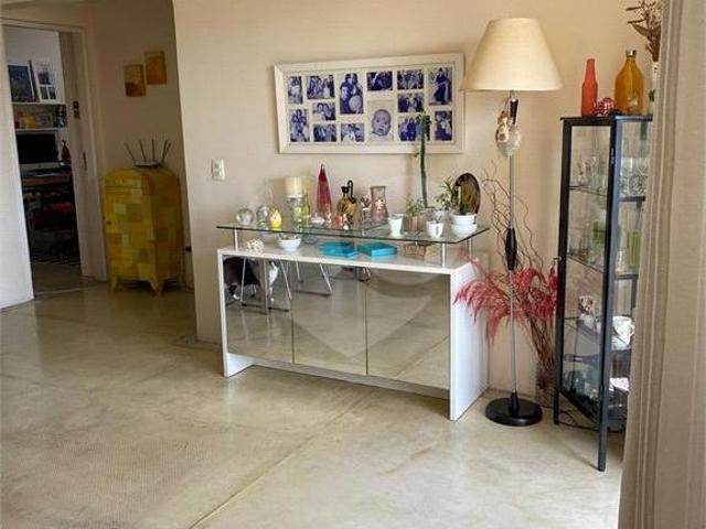 Apartamento com 4 quartos à venda em Vila Isa SP