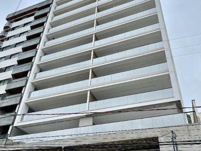 Apartamento com 4 quartos à venda ou locação no bairro Santa Helena