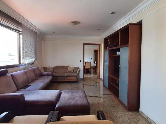 Apartamento com 4 quartos à venda no Bairro Fundinho Uberlândia/MG