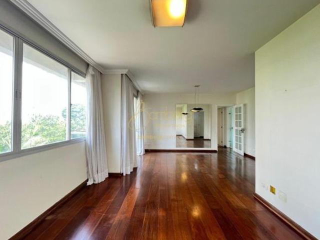 Apartamento com 4 quartos a venda no Morumbi!