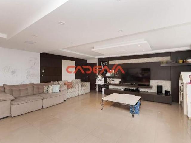 Apartamento com 4 quartos e 3 vagas à venda no Batel