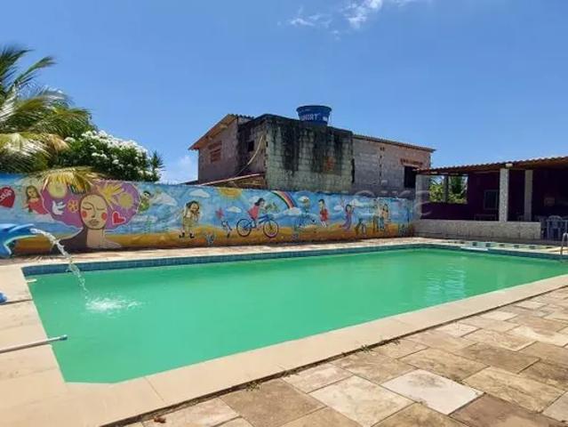Apartamento com 4 Quartos e 3 banheiros à Venda, 64 m² por R$ 279.000