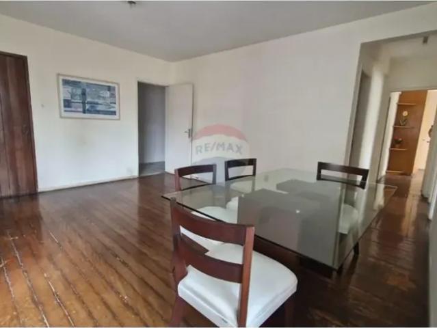 Apartamento com 4 Quartos e 3 banheiros à Venda, 93 m² por R$ 330.000