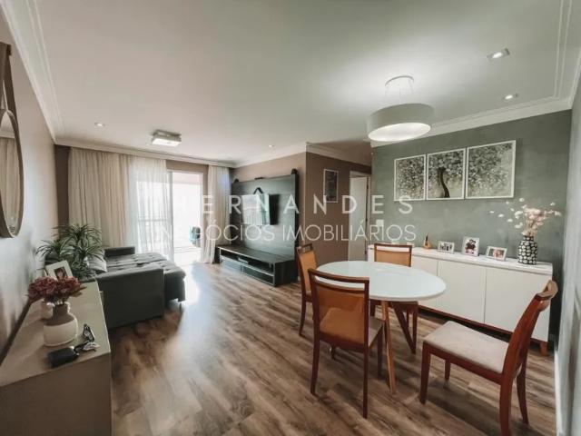 Apartamento com 4 Quartos e 3 banheiros à Venda, 105 m² por R$ 1.100.000