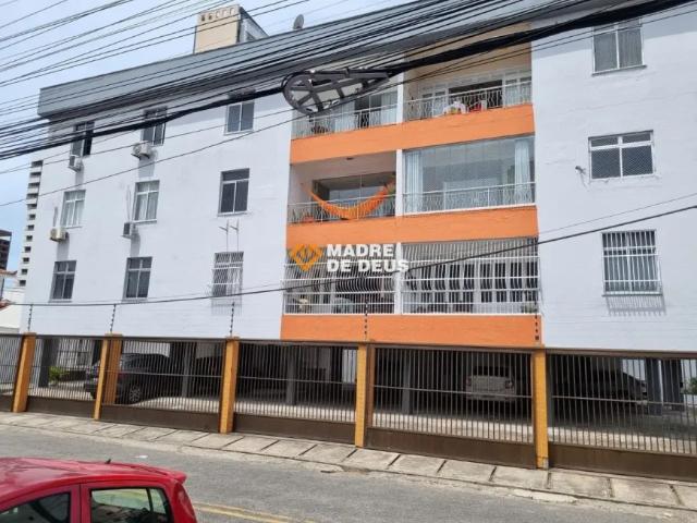 Apartamento com 4 Quartos e 3 banheiros à Venda, 105 m² por R$ 350.000