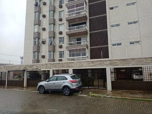 Apartamento com 4 Quartos e 3 banheiros à Venda, 130 m² por R$ 340.000