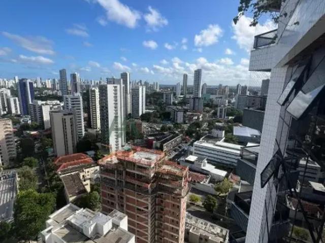 Apartamento com 4 Quartos e 3 banheiros à Venda, 156 m² por R$ 1.100.000