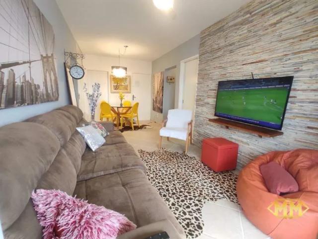 Apartamento com 4 Quartos e 3 banheiros à Venda, 197 m² por R$ 1.200.000
