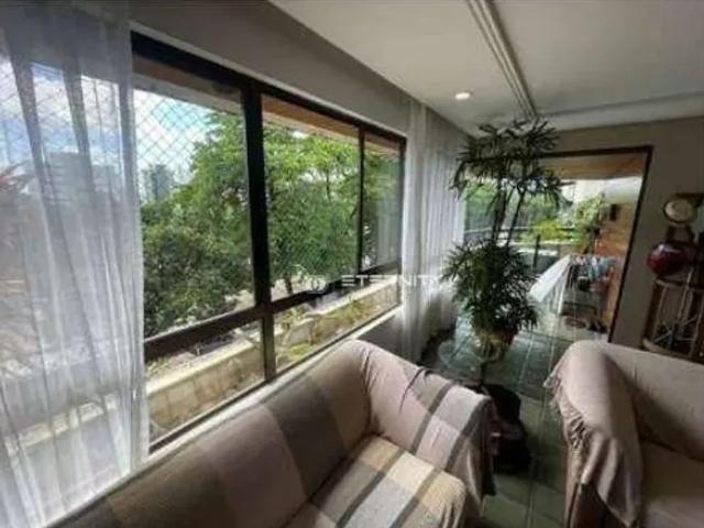 Apartamento com 4 Quartos e 3 banheiros à Venda, 198 m² por R$ 1.150.000