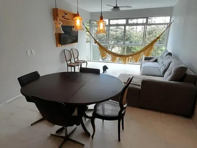 Apartamento com 4 Quartos e 3 banheiros à Venda, 200 m² por R$ 380.000