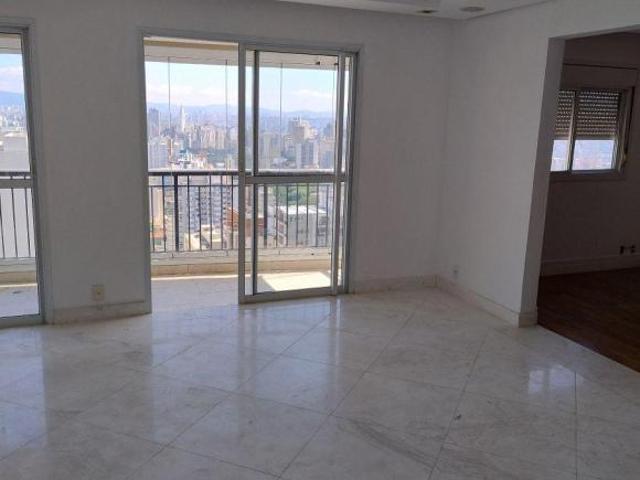 Apartamento com 4 quartos e 180 m² em aluguel na Bela Vista