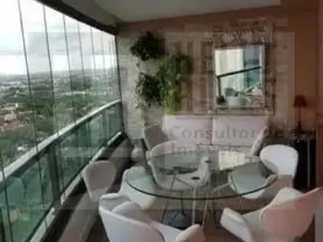 Apartamento com 4 Quartos e 1 banheiro à Venda, 198 m² por R$ 1.880.000