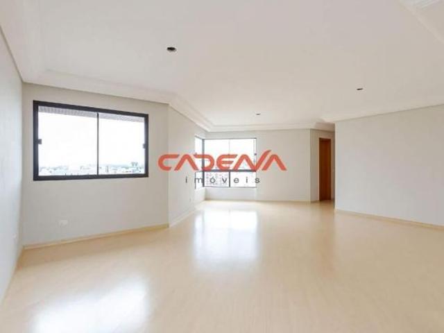 Apartamento com 4 quartos e 2 vagas à venda no Juvevê