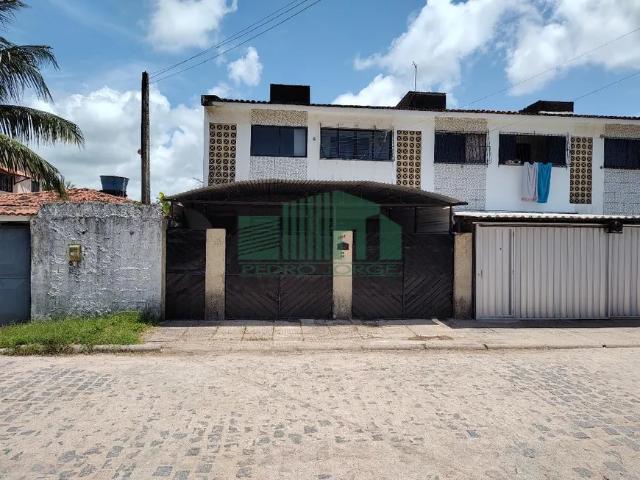 Apartamento com 4 Quartos e 2 banheiros à Venda, 60 m² por R$ 200.000