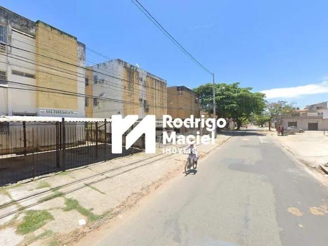 Apartamento com 4 Quartos e 2 banheiros à Venda, 95 m² por R$ 135.000