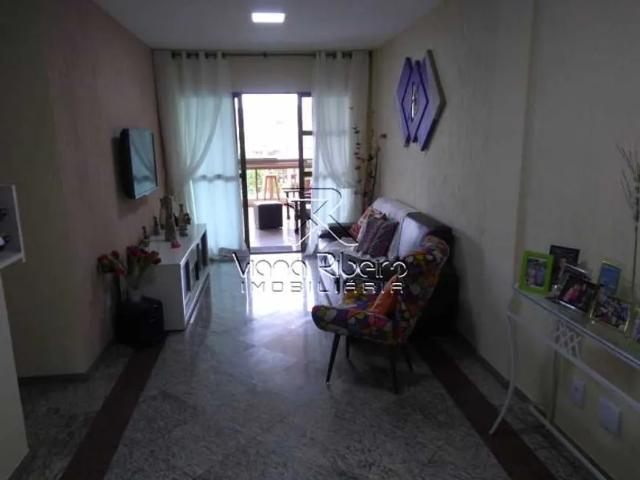 Apartamento com 4 Quartos e 2 banheiros à Venda, 104 m² por R$ 895.000