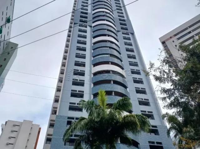 Apartamento com 4 Quartos e 2 banheiros à Venda, 135 m² por R$ 810.000
