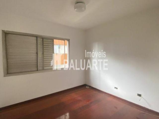 Apartamento com 4 Quartos e 2 banheiros à Venda, 154 m² por R$ 1.272.000