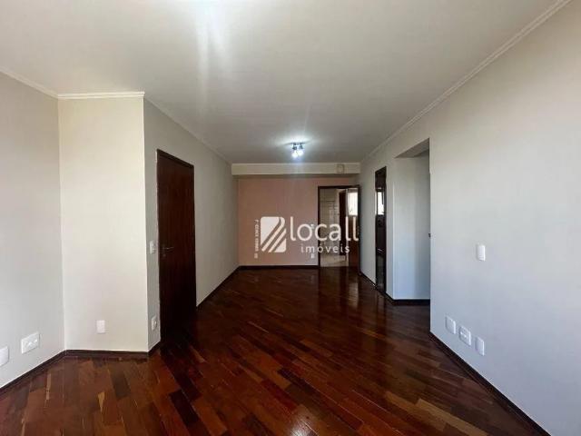 Apartamento com 4 Quartos e 4 banheiros à Venda, 121 m² por R$ 420.000
