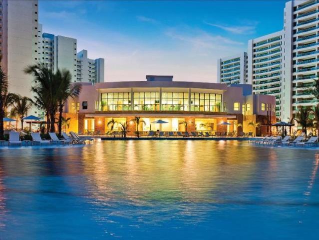Apartamento com 4 Quartos e 4 banheiros à Venda, 142 m² por R$ 1.594.000