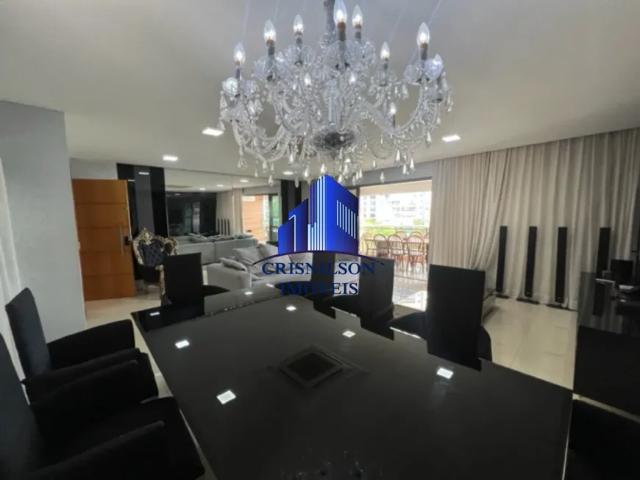 Apartamento com 4 Quartos e 4 banheiros à Venda, 142 m² por R$ 1.690.000