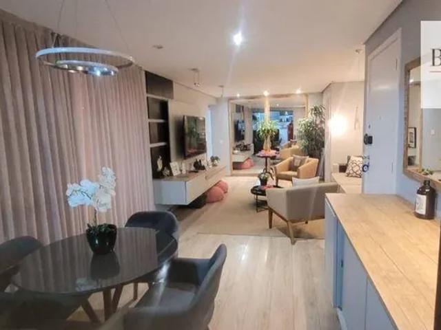 Apartamento com 4 Quartos e 4 banheiros à Venda, 144 m² por R$ 1.760.000