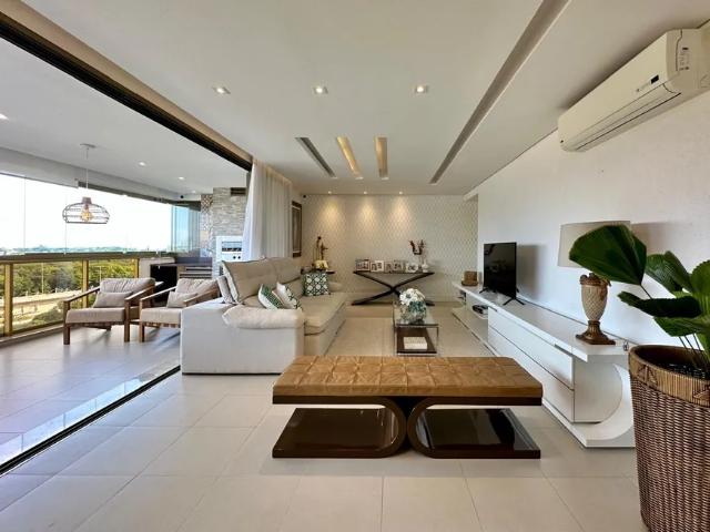 Apartamento com 4 Quartos e 4 banheiros à Venda, 170 m² por R$ 2.390.000
