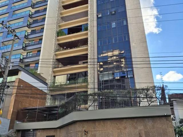 Apartamento com 4 Quartos e 4 banheiros à Venda, 177 m² por R$ 798.000