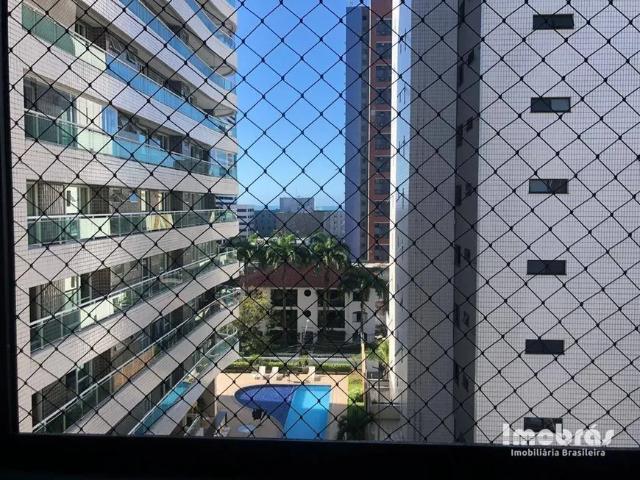 Apartamento com 4 Quartos e 4 banheiros à Venda, 215 m² por R$ 1.100.000
