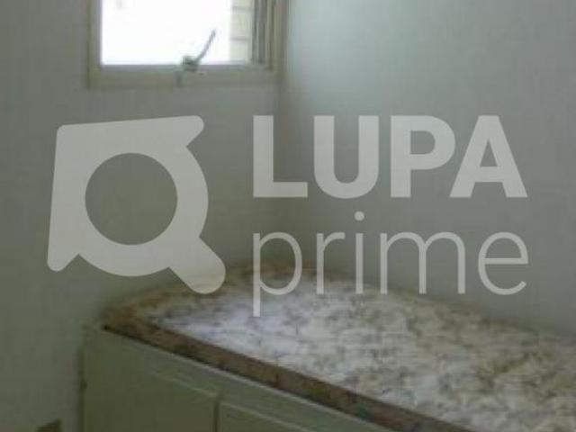 APARTAMENTO COM 4 QUARTOS E 5 VAGAS A VENDA EM SANTANA
