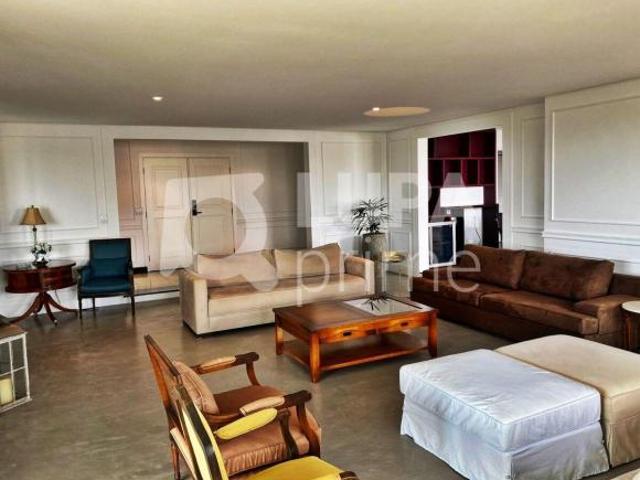 APARTAMENTO COM 4 QUARTOS E 5 VAGAS DE GARAGEM À VENDA EM SANTO AMARO