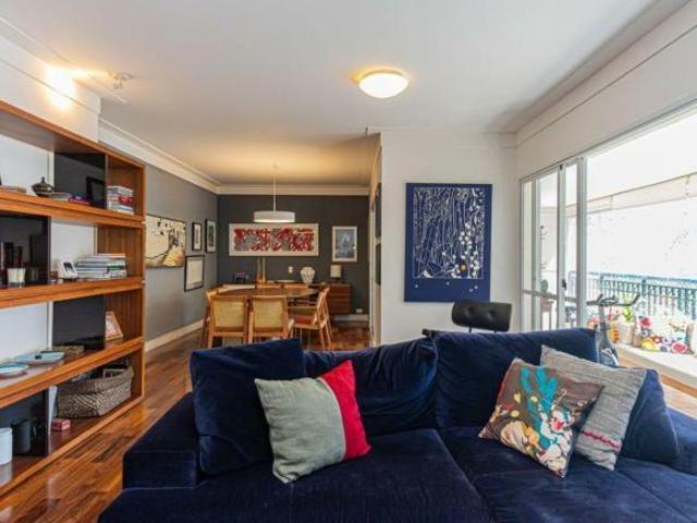 Apartamento com 4 Quartos e 5 banheiros à Venda, 178 m² por R$ 3.200.000
