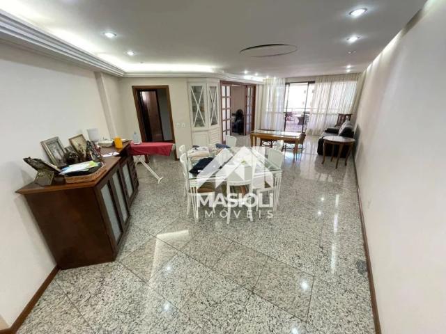 Apartamento com 4 Quartos e 5 banheiros à Venda, 180 m² por R$ 2.000.000