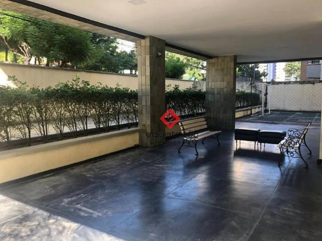 Apartamento com 4 Quartos e 5 banheiros à Venda, 213 m² por R$ 1.200.000