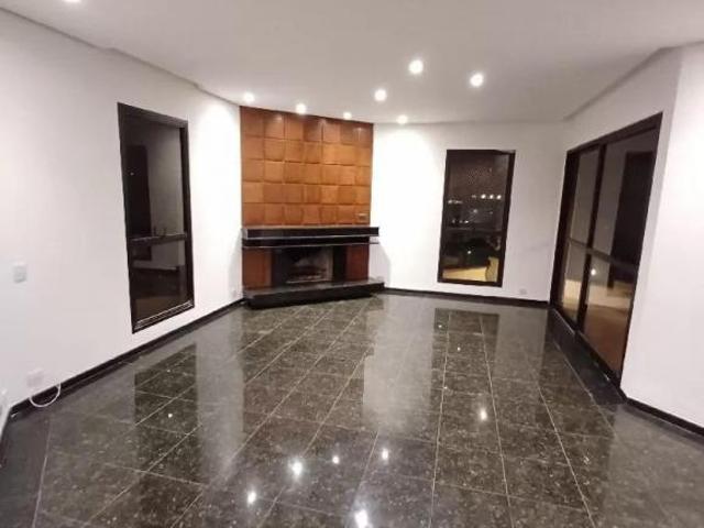 Apartamento com 4 Quartos e 5 banheiros à Venda, 246 m² Real Parque!