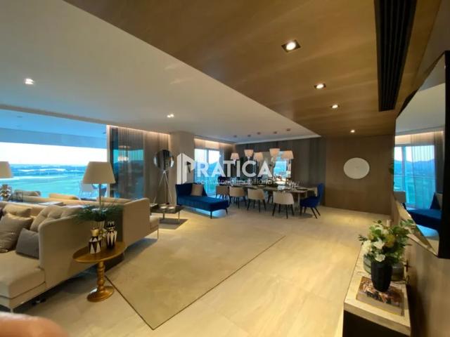 Apartamento com 4 Quartos e 5 banheiros à Venda, 266 m² por R$ 4.700.000