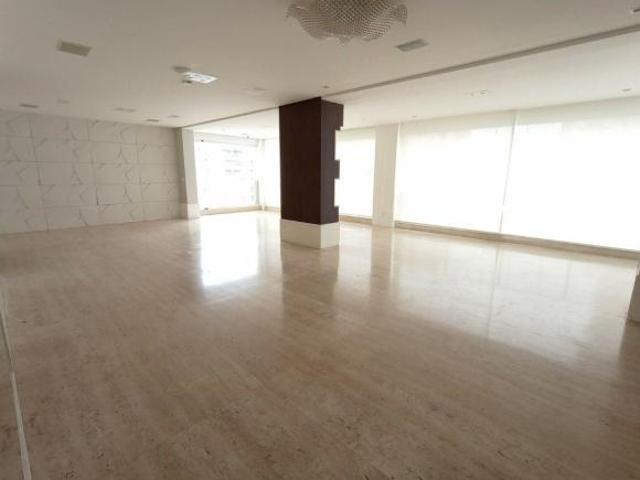 Apartamento com 4 Quartos e 5 banheiros à Venda, 288 m² por R$ 5.500.000