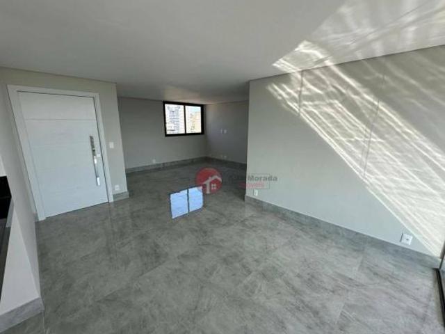 Apartamento com 4 Quartos e 5 banheiros à Venda no Bairro Castelo