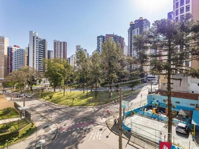 Apartamento com 4 Quartos e 5 banheiros na praça do Japão