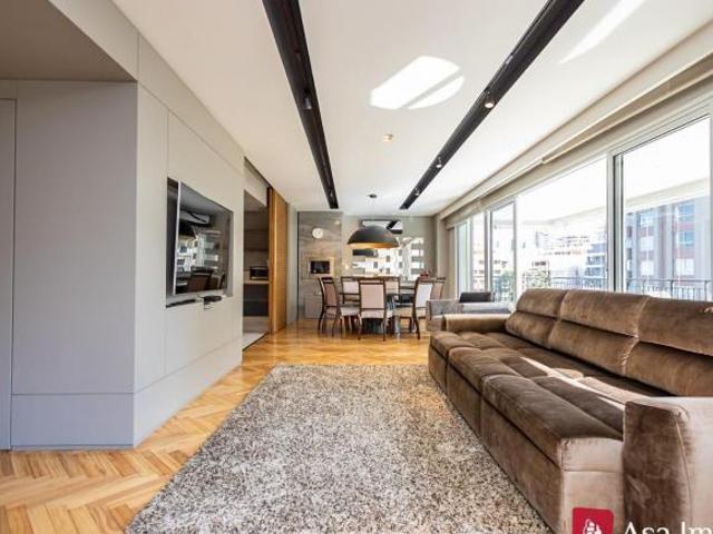 Apartamento com 4 Quartos e 5 banheiros na praça do Japão