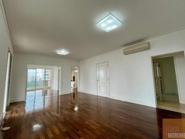 Apartamento com 4 Quartos e 6 banheiros à Venda, 260 m² por R$ 3.800.000