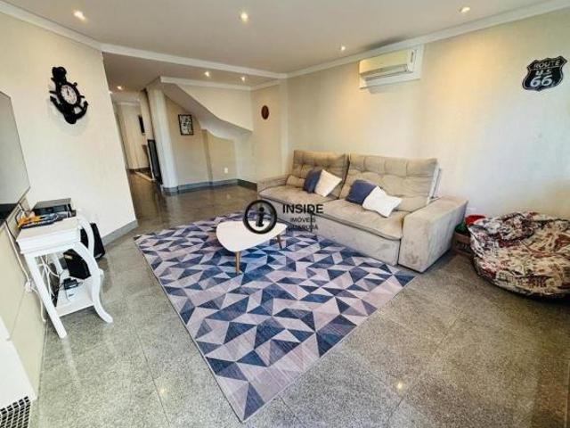 Apartamento com 4 quartos e piscina privativa