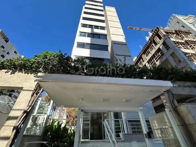 Apartamento com 4 quartos para alugar na Rua Bocaiúva, 2120, Centro, Florianópolis