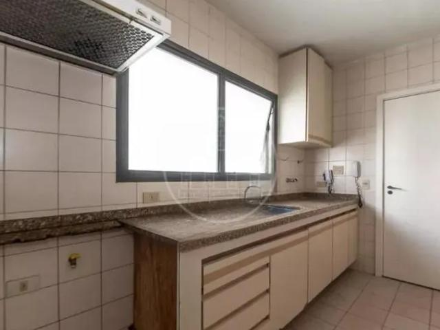 Apartamento com 4 quartos para alugar em Campo Belo
