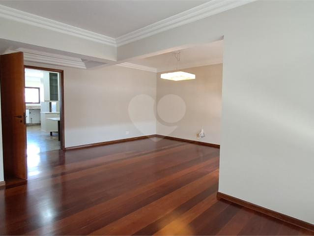 Apartamento com 4 quartos para alugar em Jardim Marajoara SP