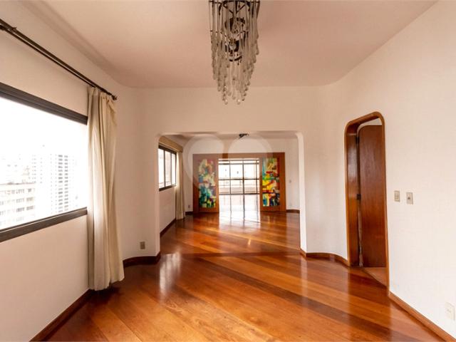 Apartamento com 4 quartos para alugar em Jardim Paulista SP