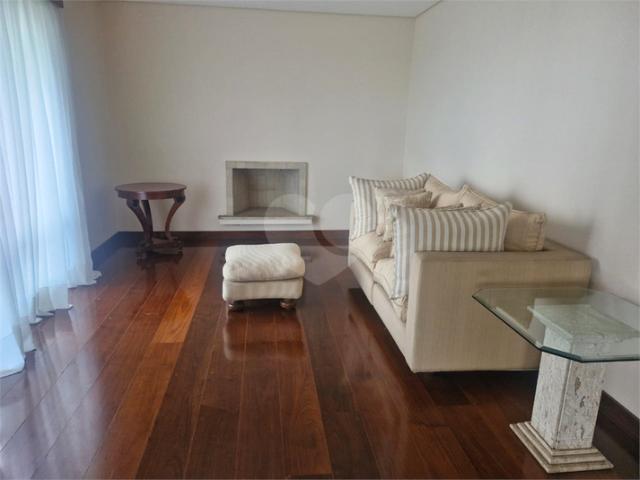 Apartamento com 4 quartos para alugar em Santo Amaro SP