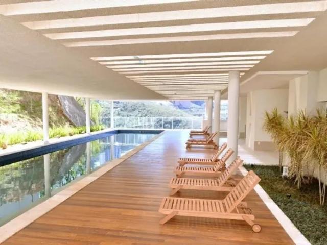 Apartamento com 4 Quartos para alugar, 137m² Vila da Serra